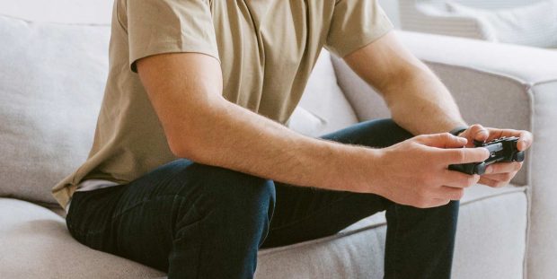 How to Show Twitch Status and Embed a Stream in WordPress - Qode Interactive